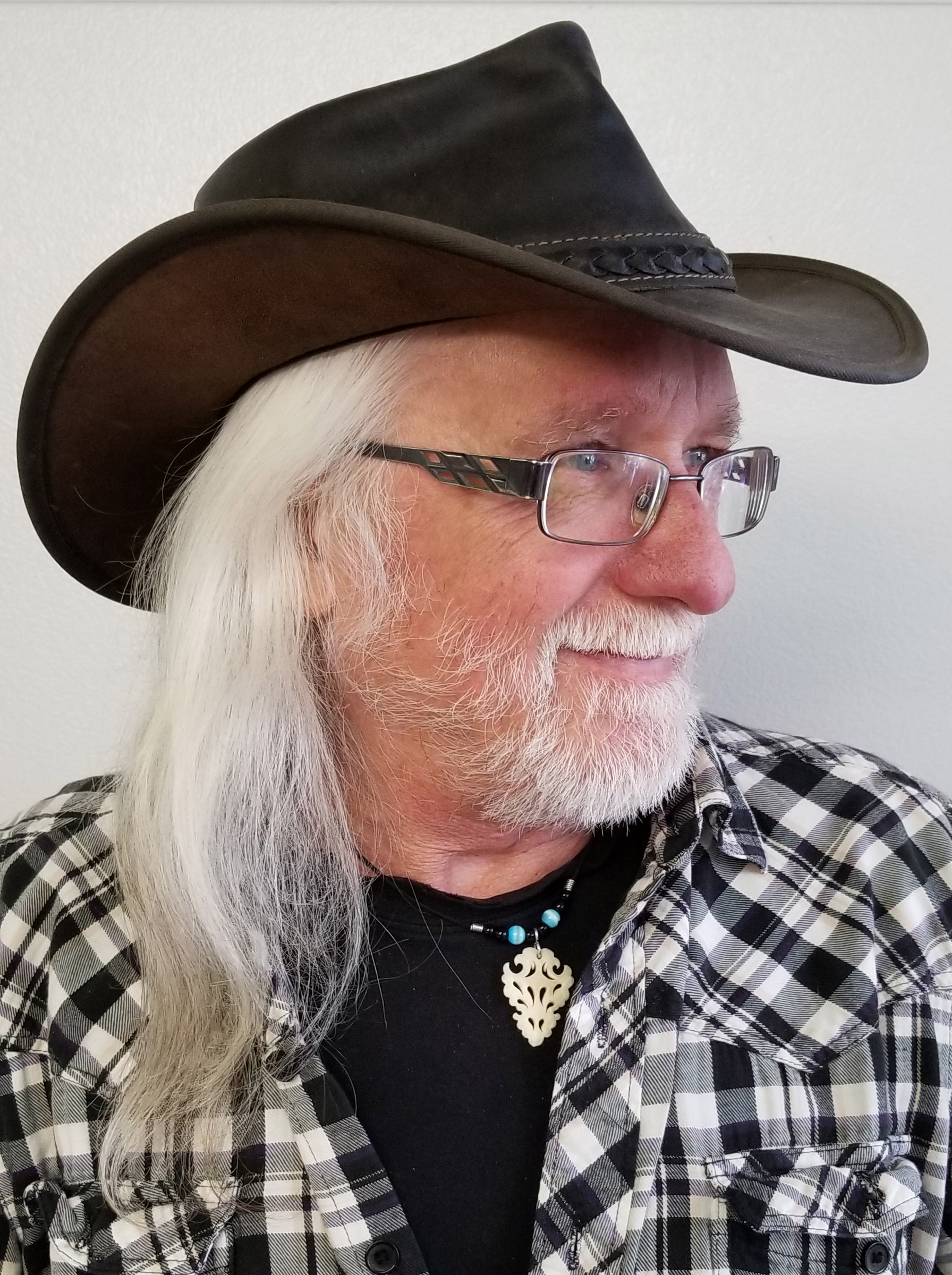 Workshops and Artist Bios – Wonderscape Creative Arts Inc.